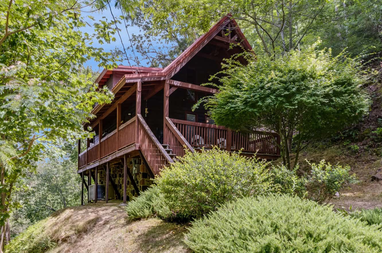 The Advantages Of A Vacation Cabin Your Smoky Mountain Cabin